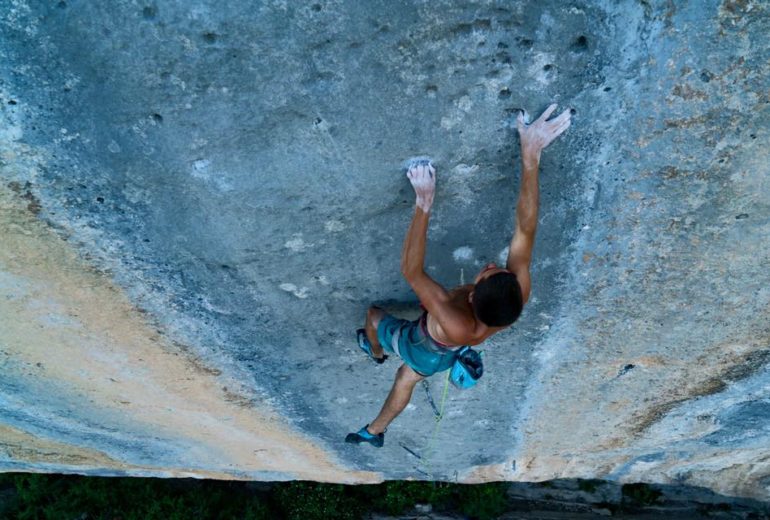 Un nouveau topo pour Céüse - A new guidebook for Céüse