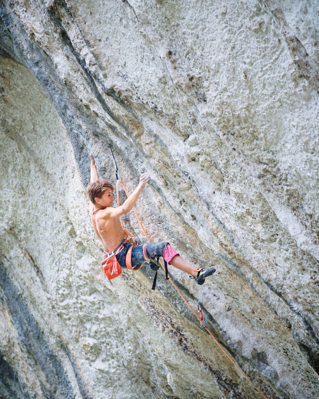 Théo Blass, plus jeune grimpeur dans le 9a avec TTT - Fanatic climbing