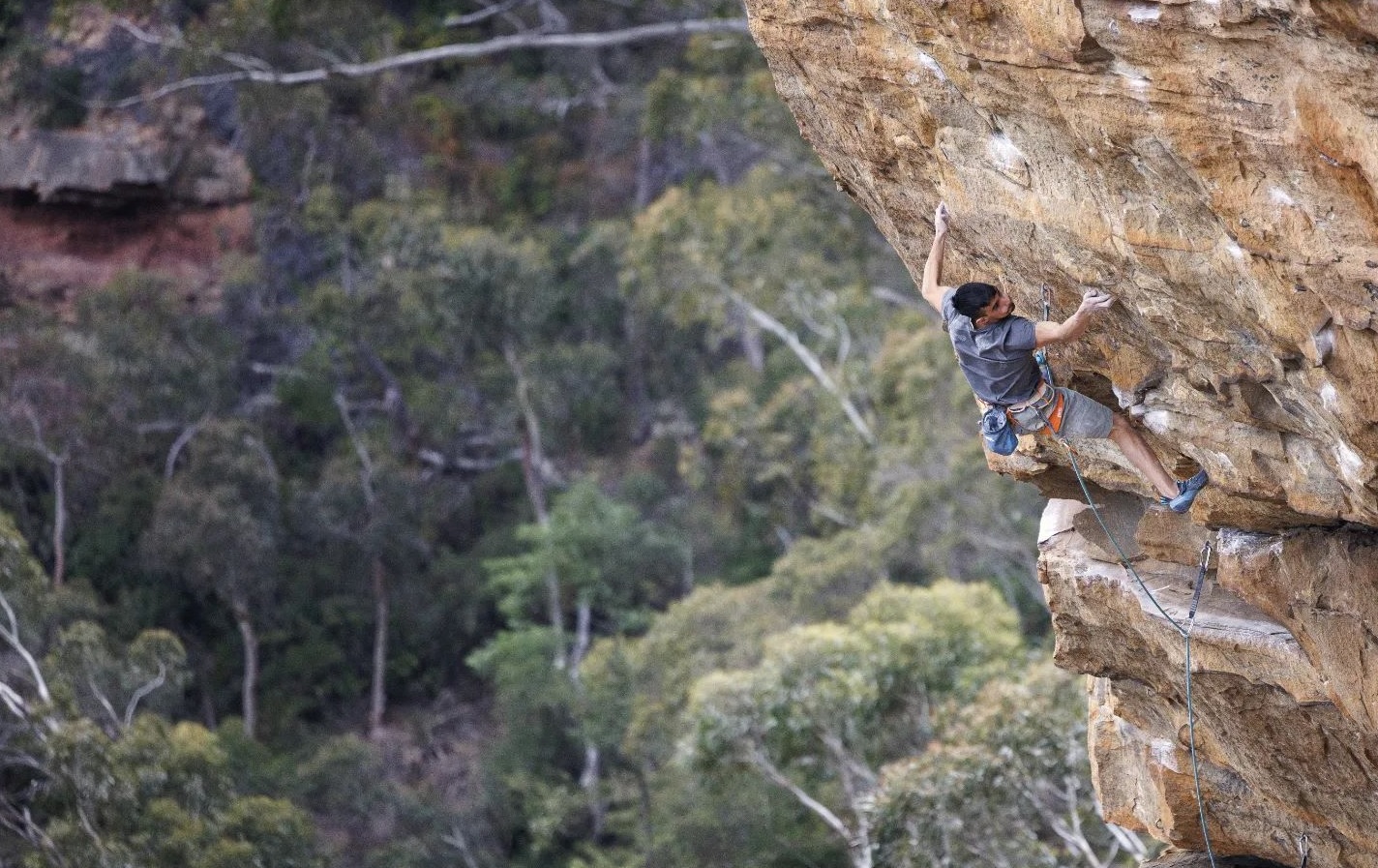 Video: Tiger Cat 8c flash, Jorge Diaz-Rullo - Fanatic Climbing